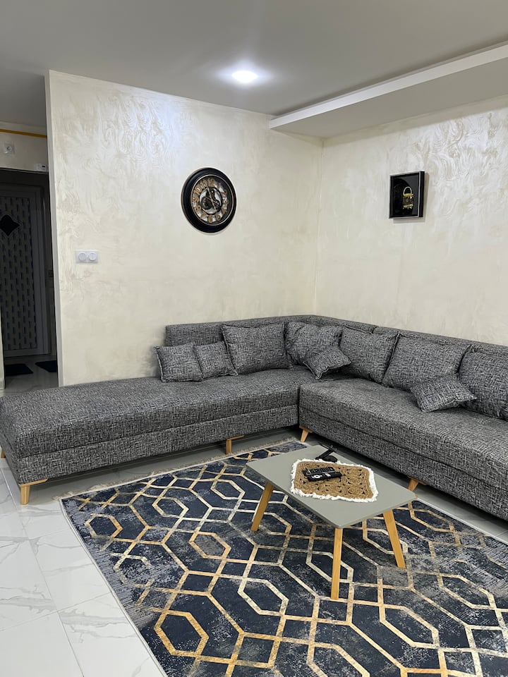 Magnifique Apt F3 Lumineux En Plein Centre Sétif - Sétif