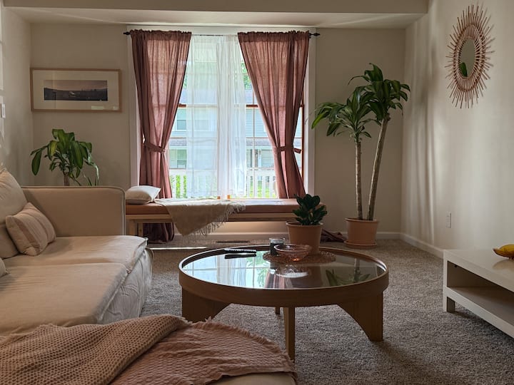 Spacious Home In A Quiet Neighborhood - Eureka, MO