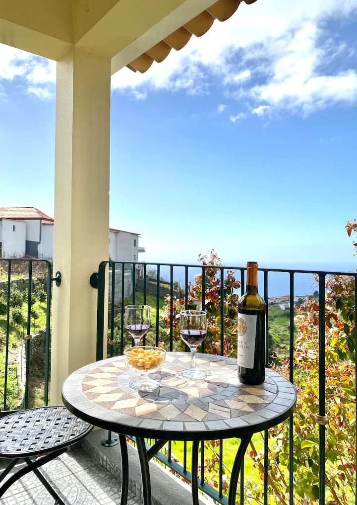 “Feel At Home With Fifi House” - Estreito da Calheta