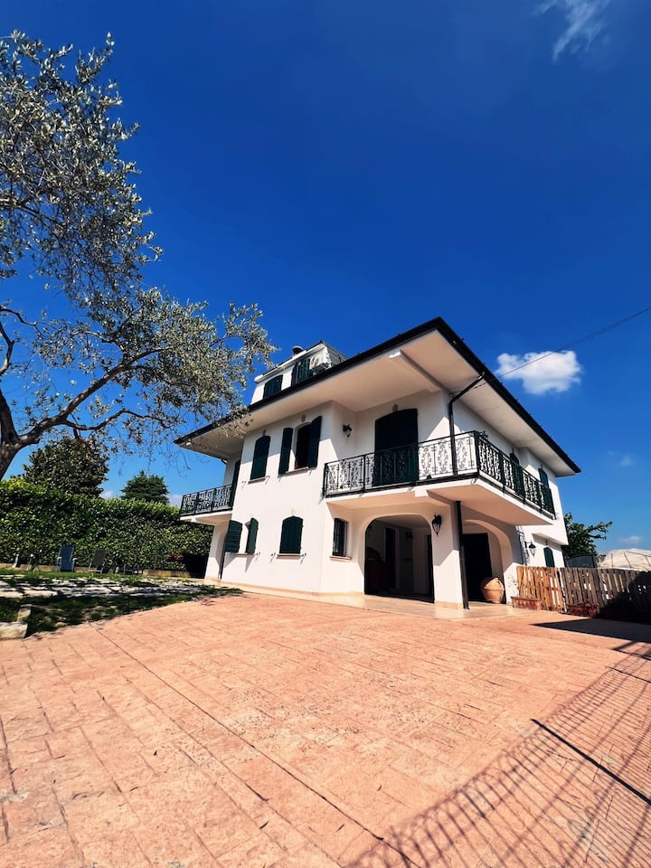 Tra Cielo E Lago, Mansarda Con Vista - Peschiera del Garda