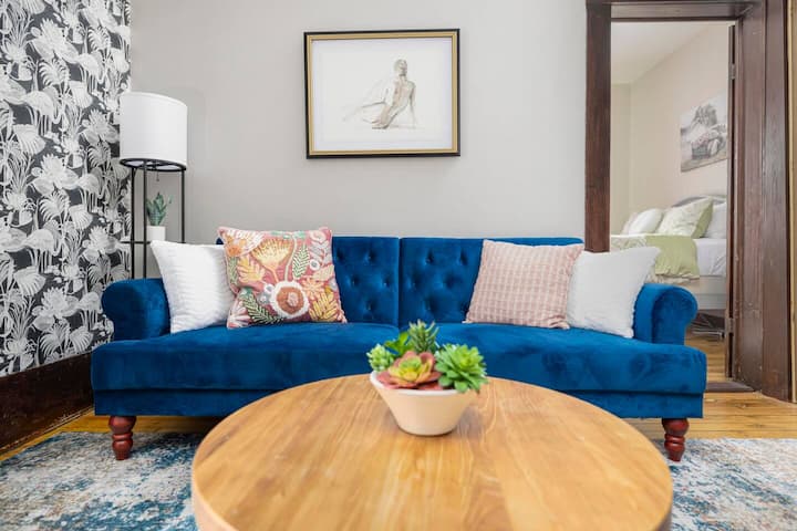 Restored Family Homestead, A Cozy Bristol Retreat - Bristol, TN