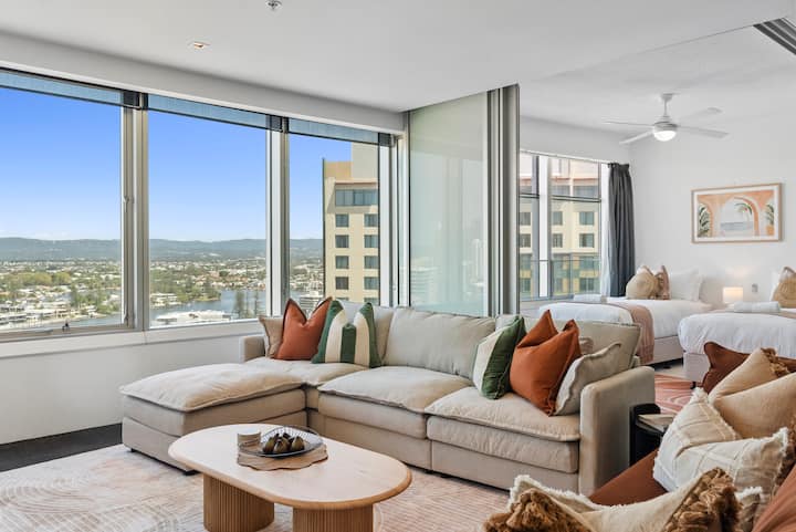 Level 18 City View Private Apartment - 서퍼스 파라다이스