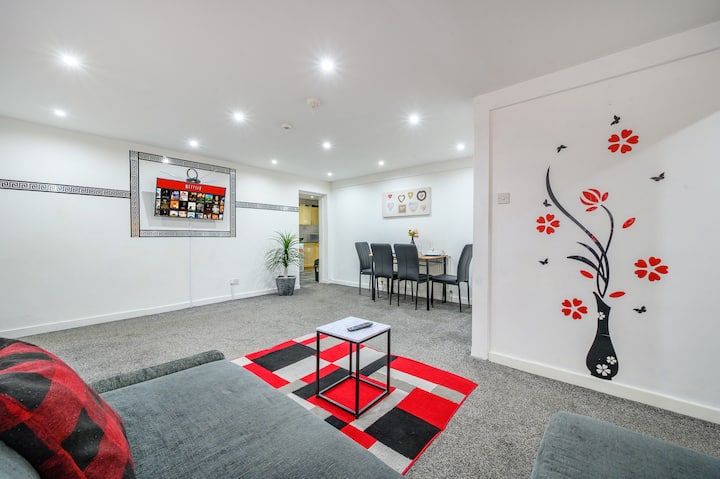 *Ra1gh*- Cosy + Free Parking + Fast Wi-fi Stay - Leeds