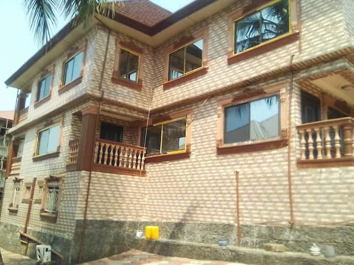 A Beautiful Home For All - Expatriates And Locals - Sierra Leone
