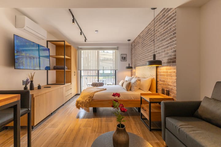 Nápoles Loft W/ Balcony View • Queen Bed + A/c - Mexico City