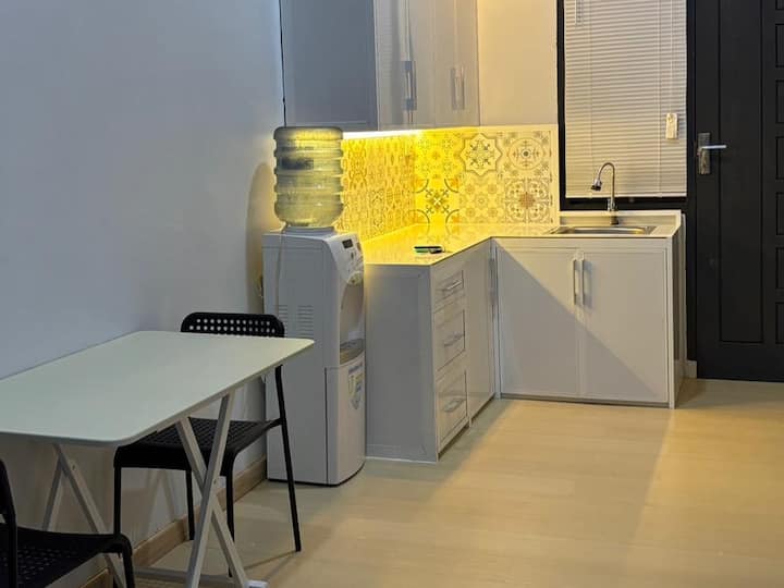 Rumah Nyaman Pinggir Sungai Di Jembatan Krueng Cut - Banda Aceh