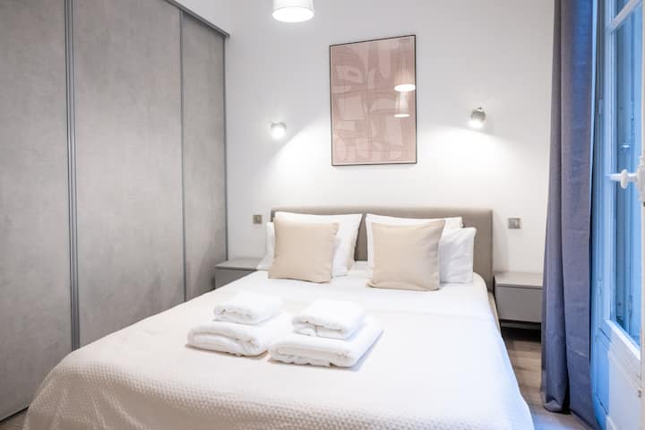 Eiffel Tower & Arc De Triomphe – Elegant 1br - Eiffel Tower - Paris