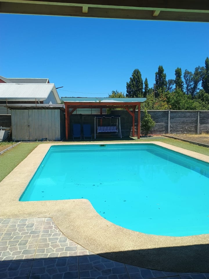 Amplia Y Acogedora Casa En Quillón - Quillón