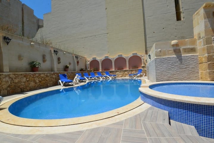 Mikiel U Roza Farmhouse - Malta