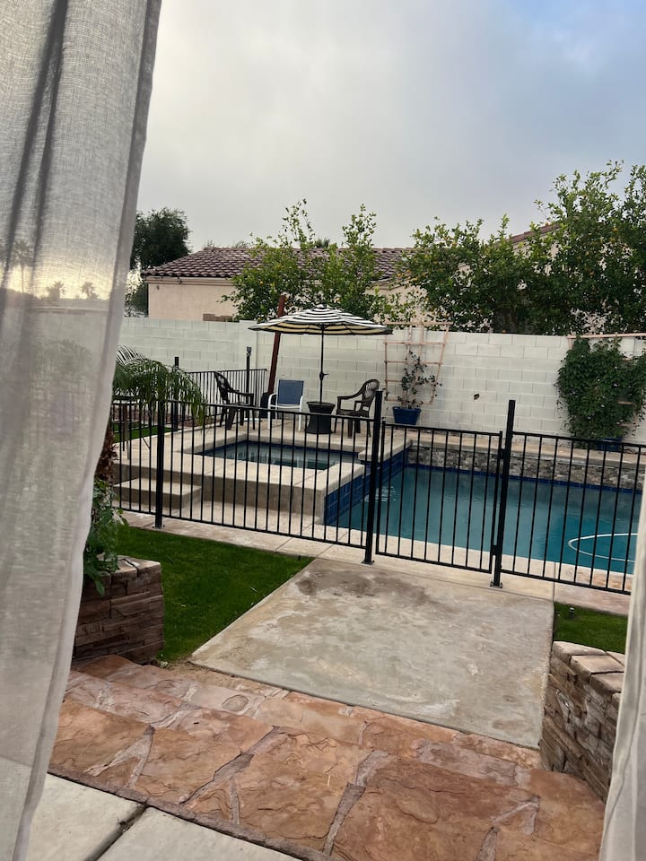 Yuma Sun And Swim House - Yuma, AZ