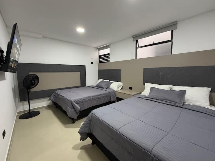 Alojamiento Triple | Amplio | Funcional | Laureles - Medellín
