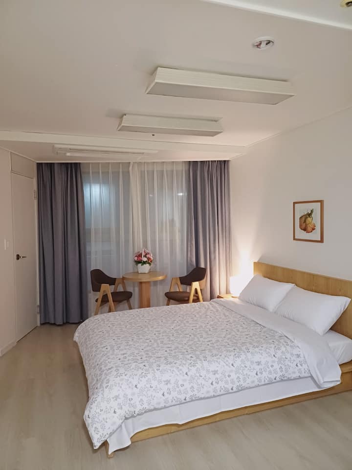 (1-39)해운대 새단장 숙소 / 깔끔한 숙소 / Lct Water Park 1분 거리숙소 - Nam-gu