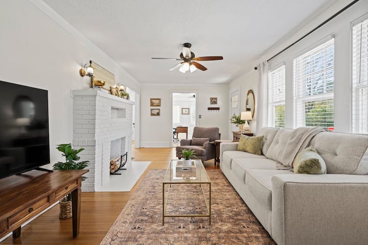 2br Cottage | Office + Fenced Yard | Pet-friendly! - Saluda Lake, SC