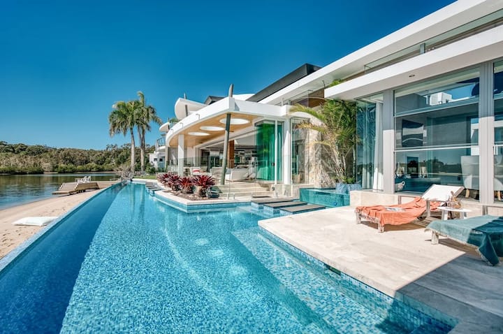 Ghost Estate - Tewantin