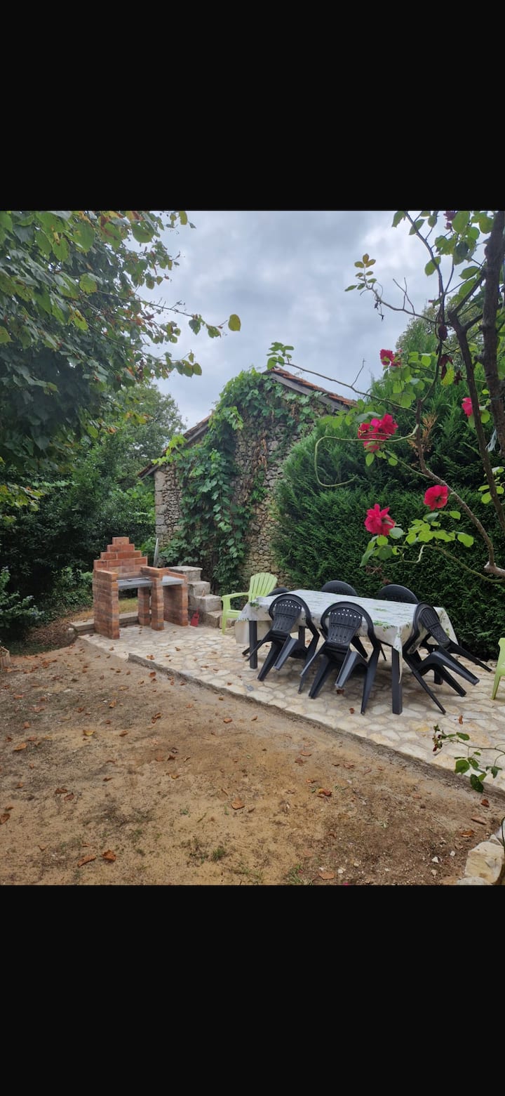 Jolie Maison En Pierre. - Brantôme en Périgord