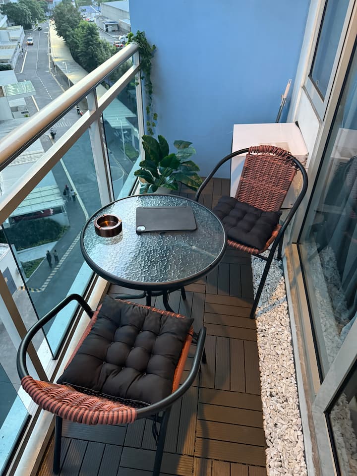 Urban Luxe W/ Balcony |
Near Airport & Malls - Parañaque