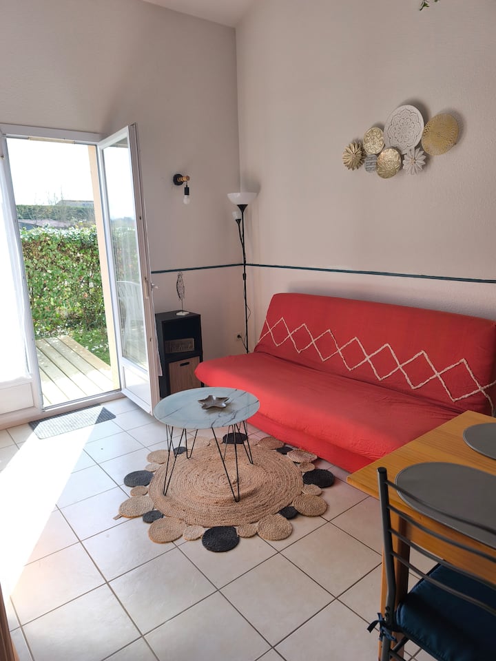 Maisonnette Avec Piscine, Proche Lac, Thermes - Gers