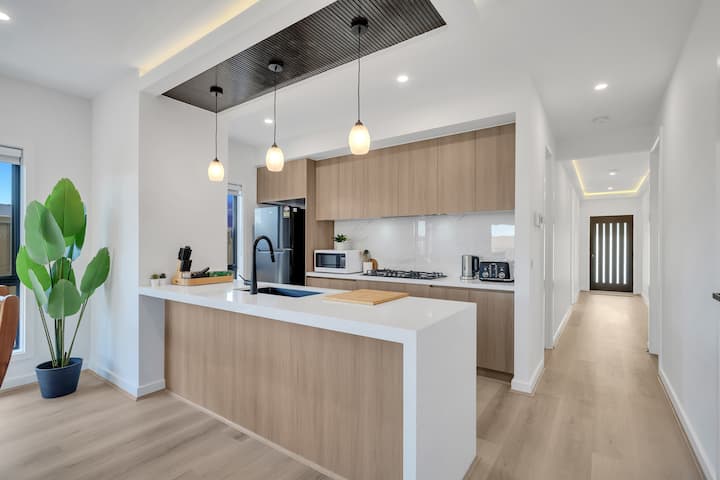 4-bed Tarneit Home – Perfect For Families & Groups - 시티 오브 윈덤