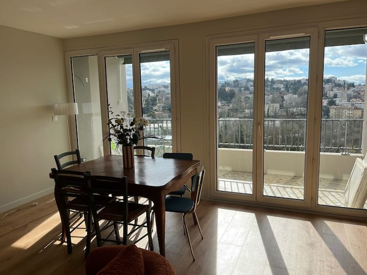 Appartement à Ecully - Écully