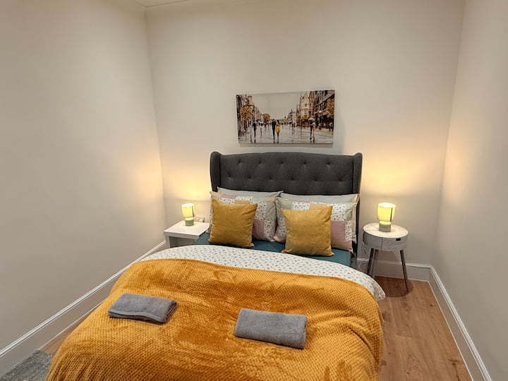 Bright And Stylish 2 Bed House - Hartlepool