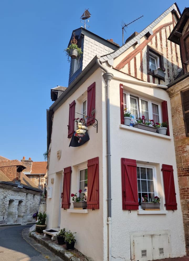Maison Bord De Seine, Histoire & Douceur Normande. - La Bouille