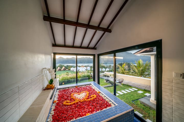 1br Villa With Lake View - Kintamani