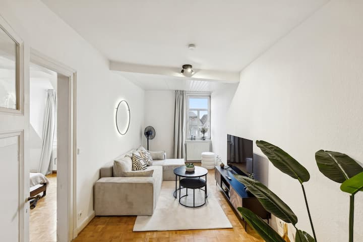 Modern Trifft Altbau – Zentral – Nähe Frankfurt - Bad Nauheim