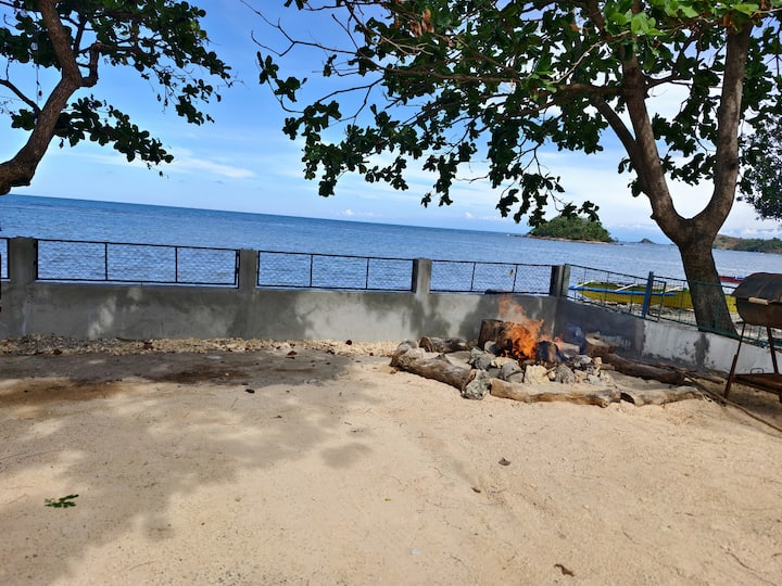 Kal Achuchi Cottages – Beachfront Bunkhouse - Sual