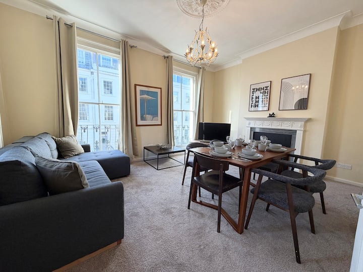 Spacious 3 Bedroom Apartment Near Victoria Station - Fulham