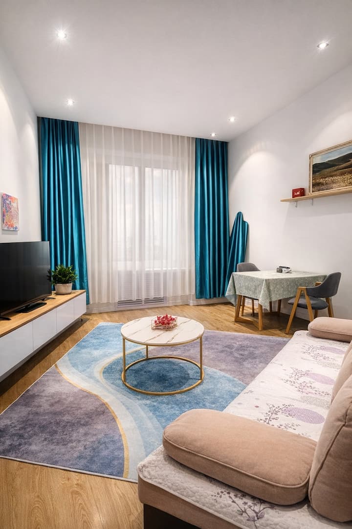 Cozy 2br Apartment In Central Ub - Walk Everywhere - Mongólia