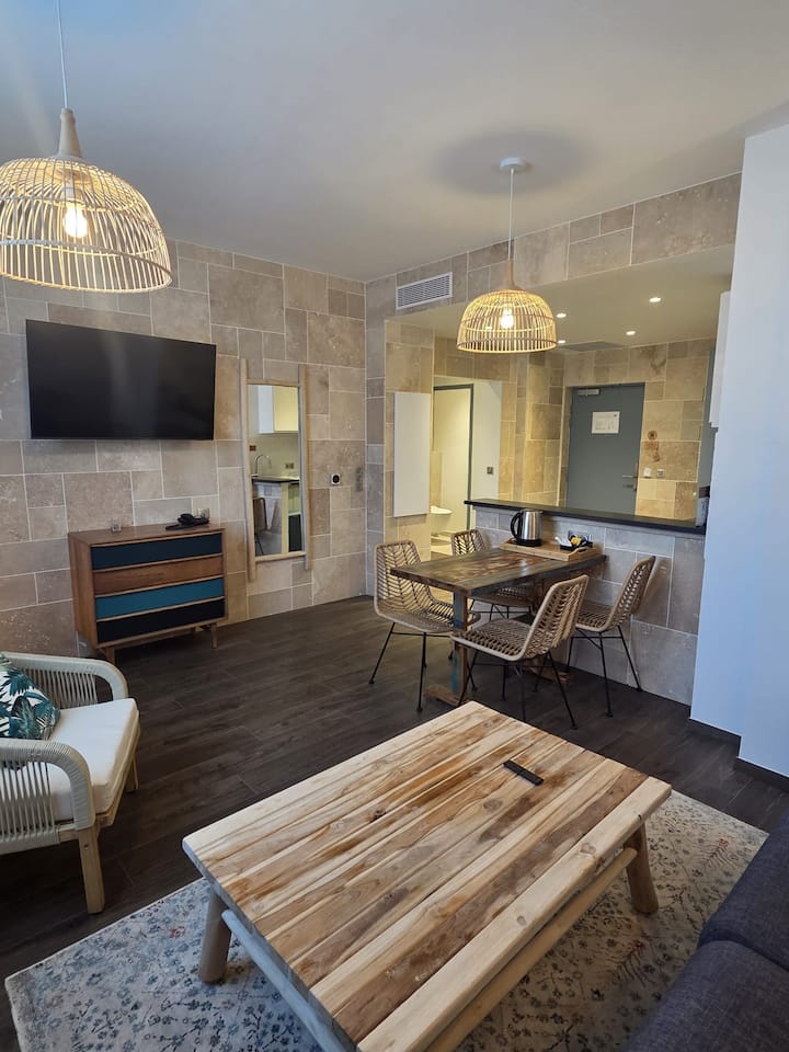 Appartement Supérieur à Louer Au Mois - Cergy