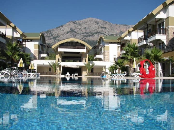 4+1 Ve 3+1 Denize 200 Metre Ikiz Dublex Villalar - Kemer