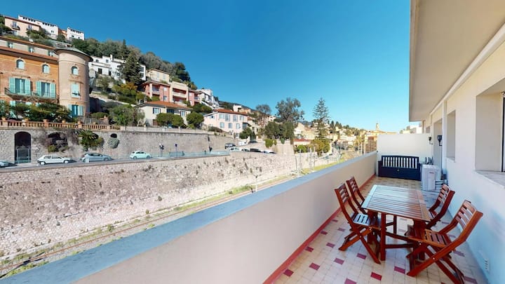 Agréable 2p Climatisé Plein Centre Et Terrasse 65p - Menton