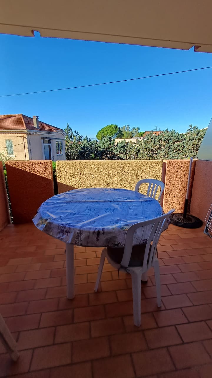 Agréable T2 Clim Bandol à Pieds Mer, Gare, Ville - Bandol