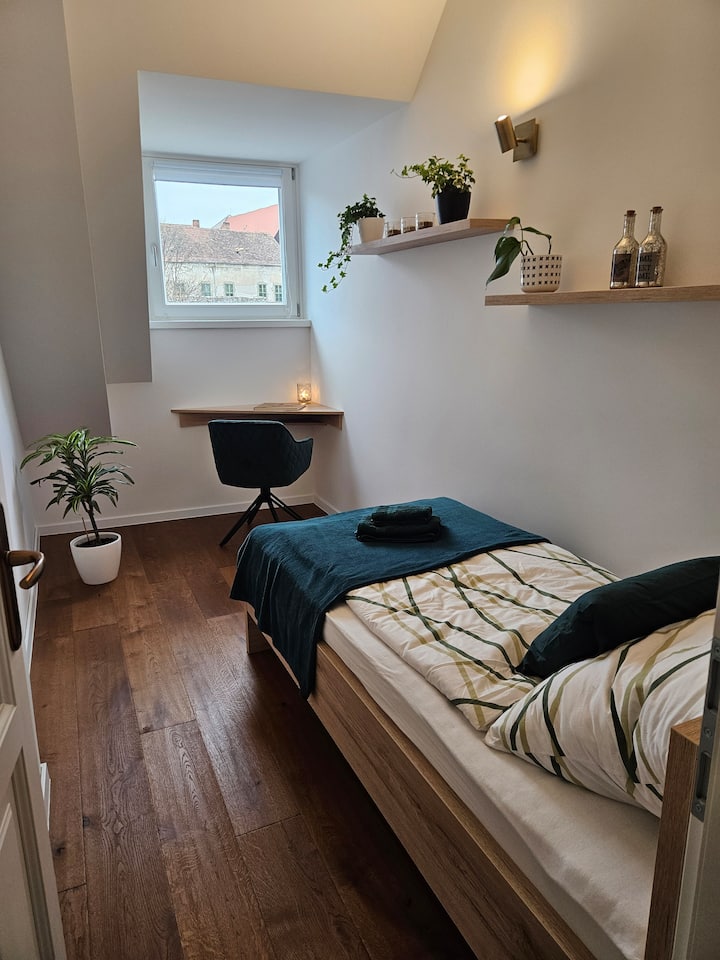 Emerald Central Apartman - Sopron