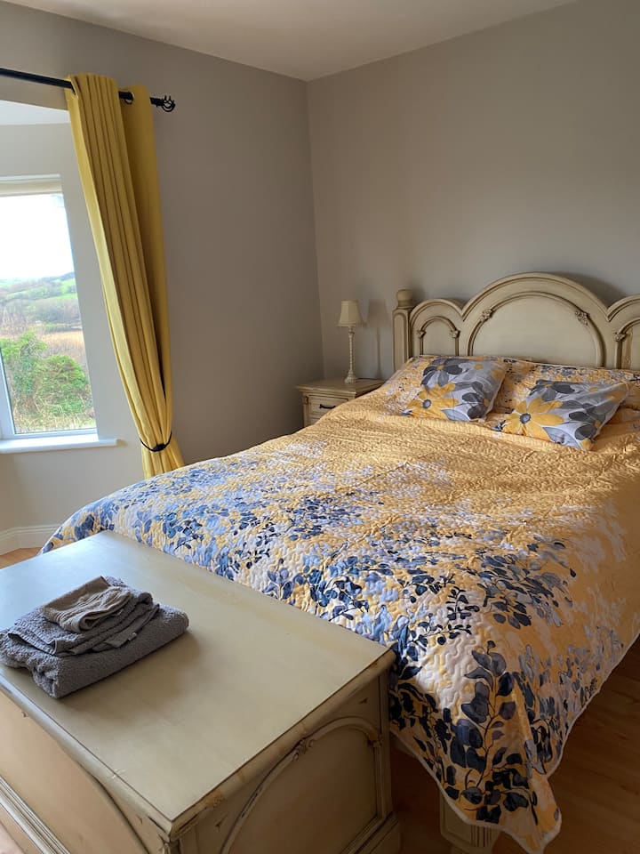 Durnesh Lough View - Bundoran