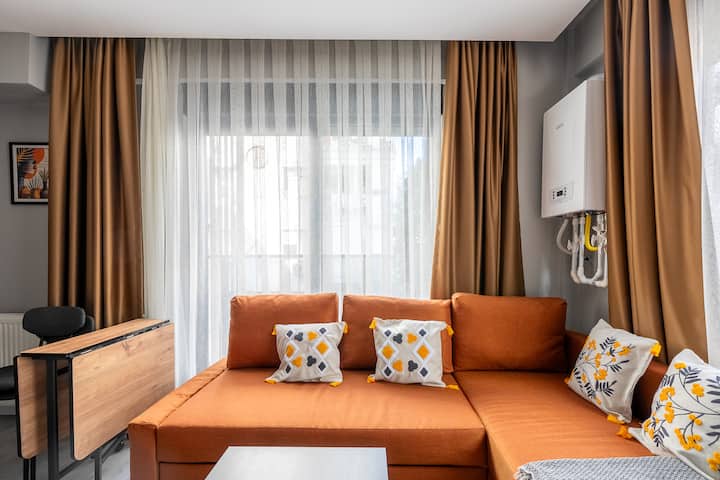 Simple. Warm. Home. | 1br | Fast Wifi N8 - Konyaaltı