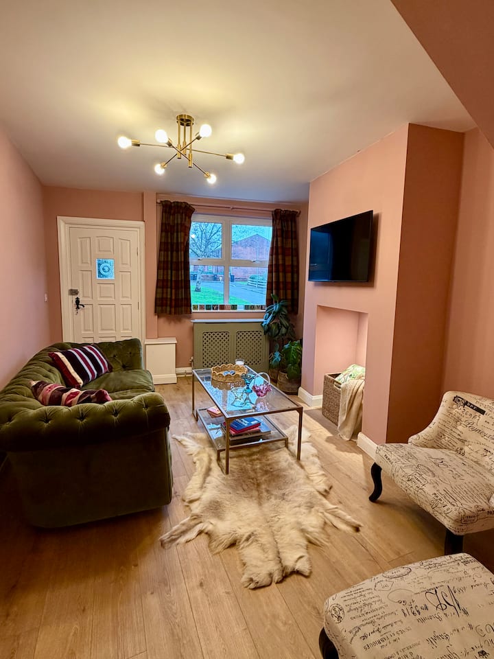 Unique Vicarage Town Cottage - Leominster