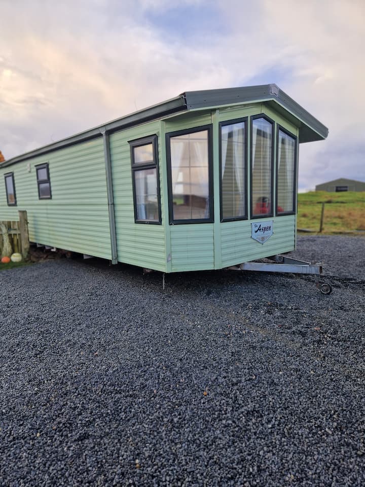 Kildonan Caravan -Croft View On A Working Croft - South Uist