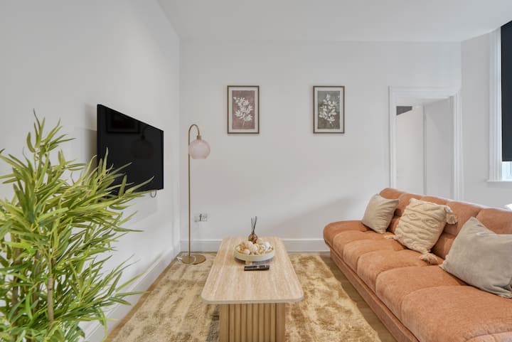 Little Haven | Ground Floor | Entire Apartment - Bromley