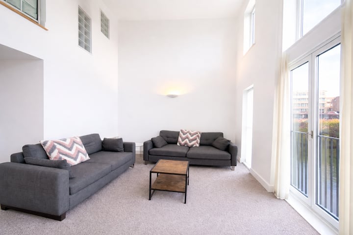 Irwell Suite | 3br | 3 Beds | Sleeps 6| Riverview - Manchester