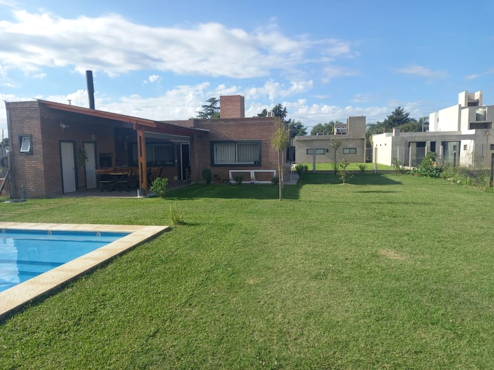 Catalina - Arroyo Seco, Argentina