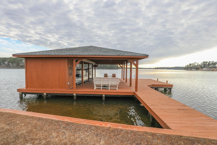 Sinclair Lakehouse Getaway - Milledgeville, GA