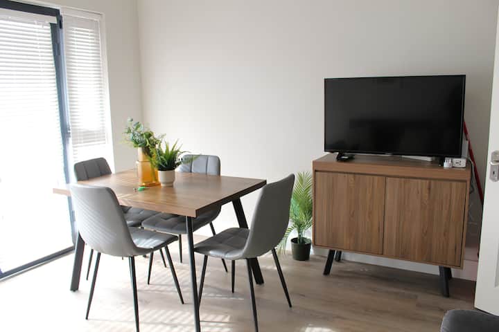 Modern 1br- Apt 3 In | Liberties | Sleeps 2 - Dublin