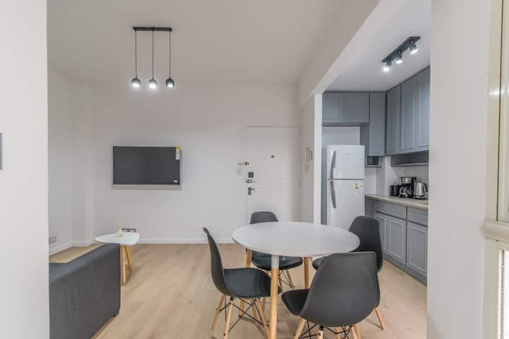 Palermo/ Visa Eeuu/ La Rural/ Airport/ Polo - Argentina