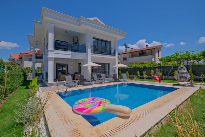 Fethiye Merkez, 5+1 ( Kordona Yürüme Mesafesi ) - Fethiye