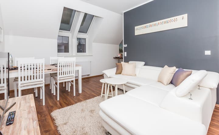 Winter Suite - 2 Bedrooms Close To Metro Station - Schwechat