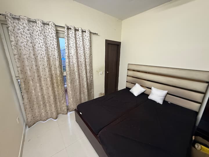 Sektar See - Manesar