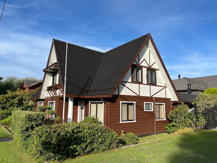 Amplia Y Cómoda Casa En El Corazón De Villarrica - Villarrica