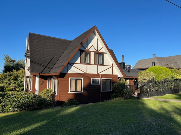 Amplia Y Cómoda Casa En El Corazón De Villarrica - Villarrica